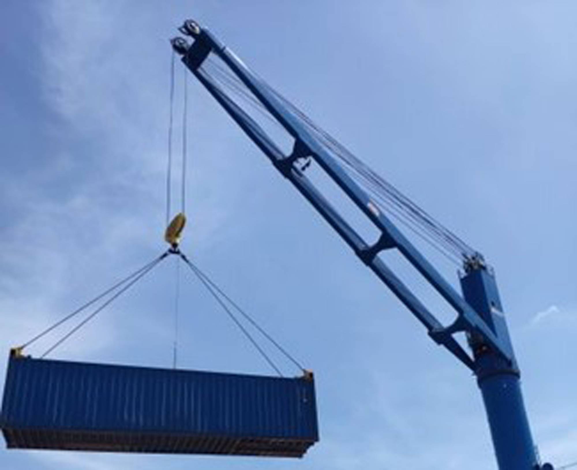 Macgregor Debuts Next-Gen Electric Cargo Cranes