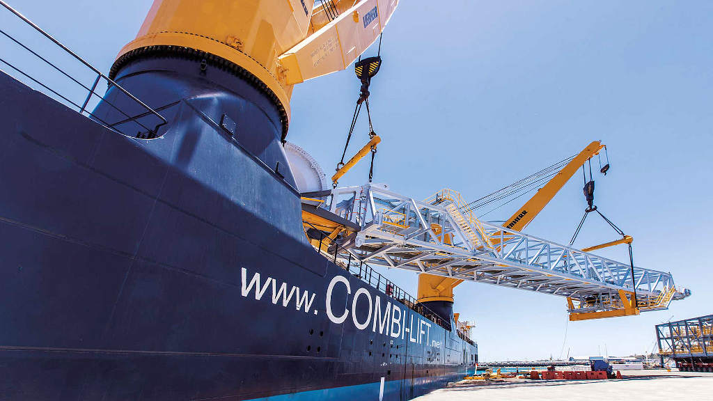 Tug Delivery Kicks Off Major Project In Russia