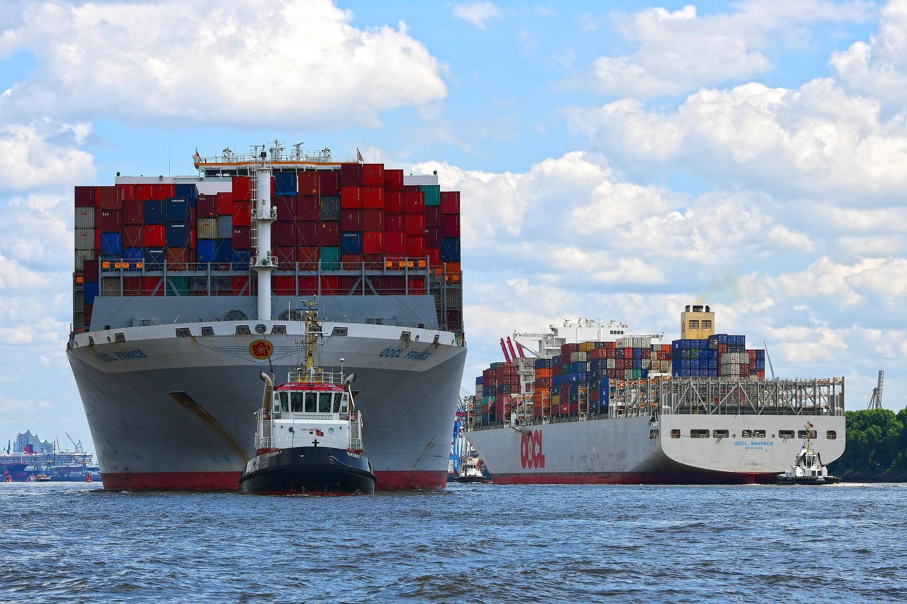 Port Of Hamburg Resumes Growth Course