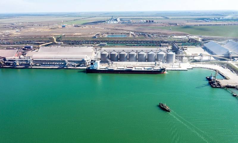 Ukraine Says Russia Prevents Black Sea Grain Deal Port Operating