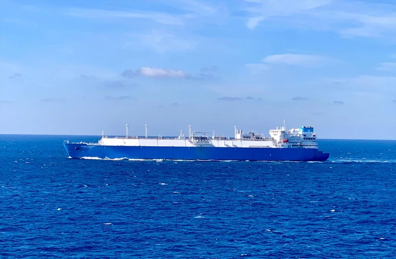 Gazprom's First LNG Cargo via Arctic Destined for China's Jingtang