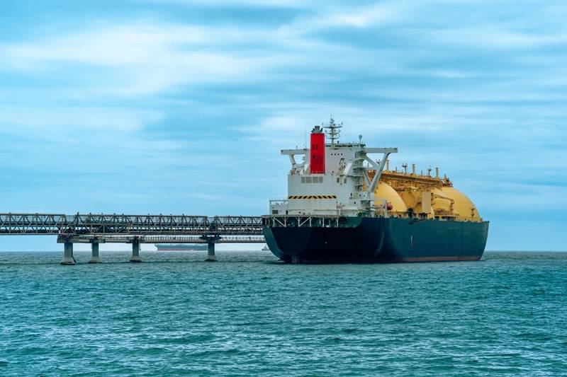 Crown LNG Picks IKM for Engineering Design of Scottish Floating LNG ...