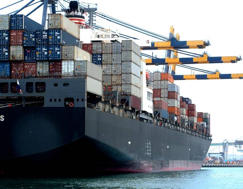 Seaspan Orders 10 Dual-fuel LNG Containerships