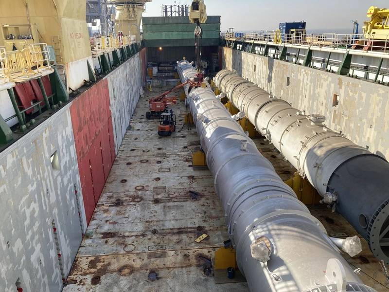 Heavy Lift Ships Start Moving Refinery Upgrading Cargo