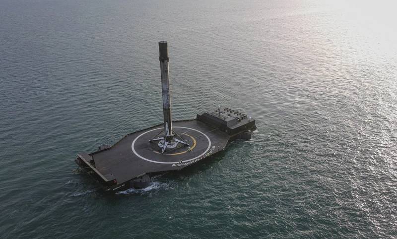 SpaceX, ABS Ink JDP on Remotely Controlled Rocket Recovery Droneships