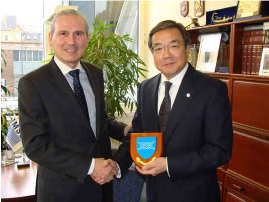 IMO Sec-Gen Visits IMSO HQ