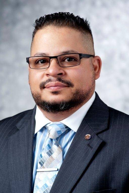 NNS Shipbuilding Employee Gets Community Service Award