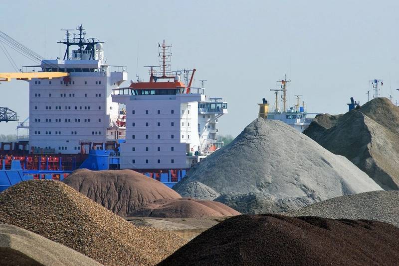 Capesize Index Marks Biggest Weekly Loss in 21 Years