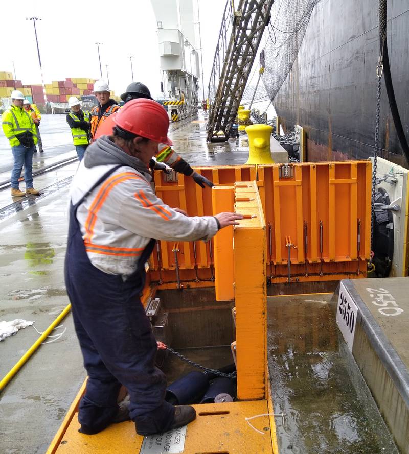 First Vessel Plugs In at Terminal 5 in Seattle