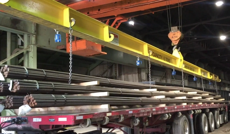 Lifting and Maneuvering with evo2 Automatic Hooks