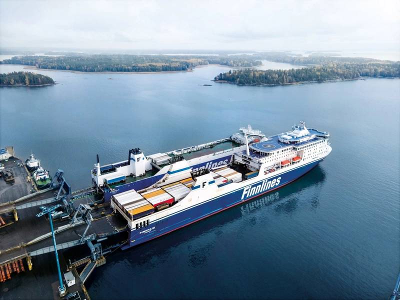 Manta Installs Shore Power Systems for Finnlines Vessels