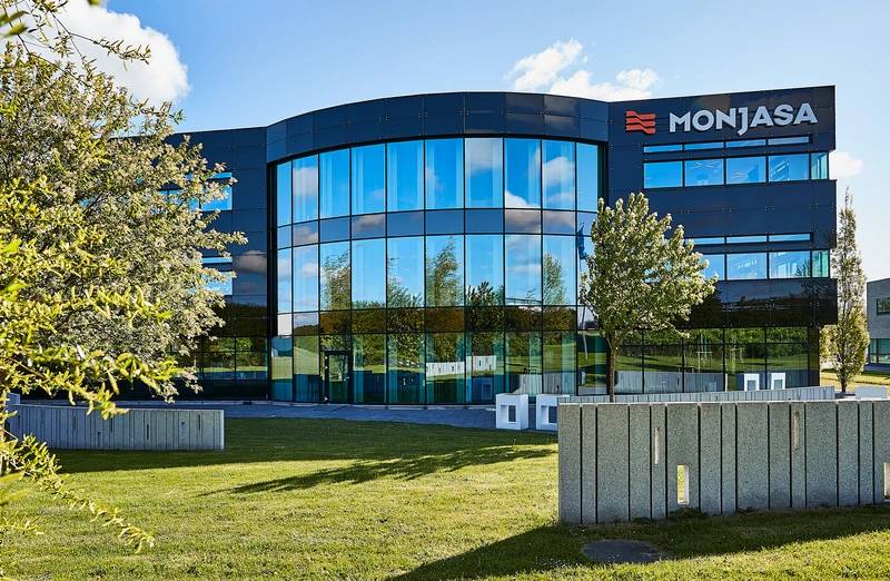Monjasa Inks Deal to Distribute Green Ammonia for Shipping