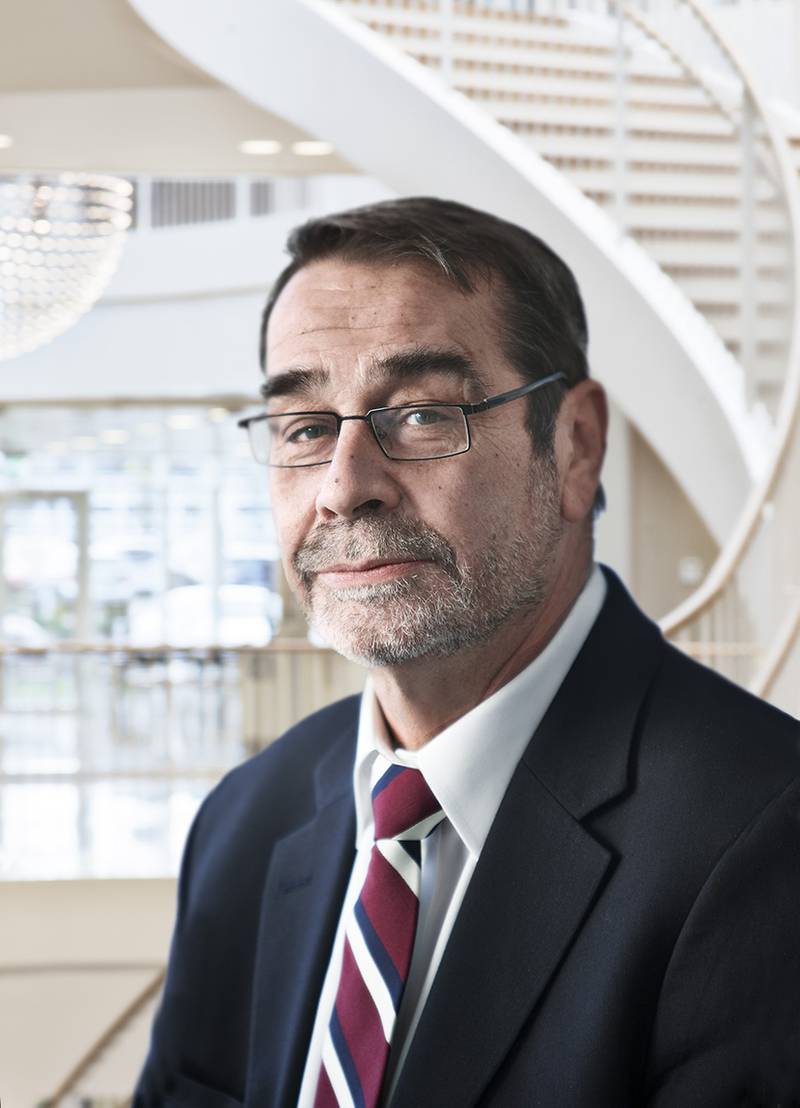 Hempel CEO Jullien Plans Retirement