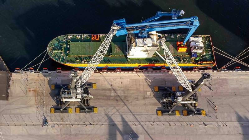 DP World Constanța Welcomes Electric Liebherr Mobile Harbor Cranes