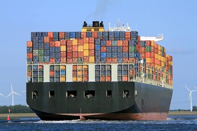 Exercising Maritime Liens Against Cargo and Sub-Freights